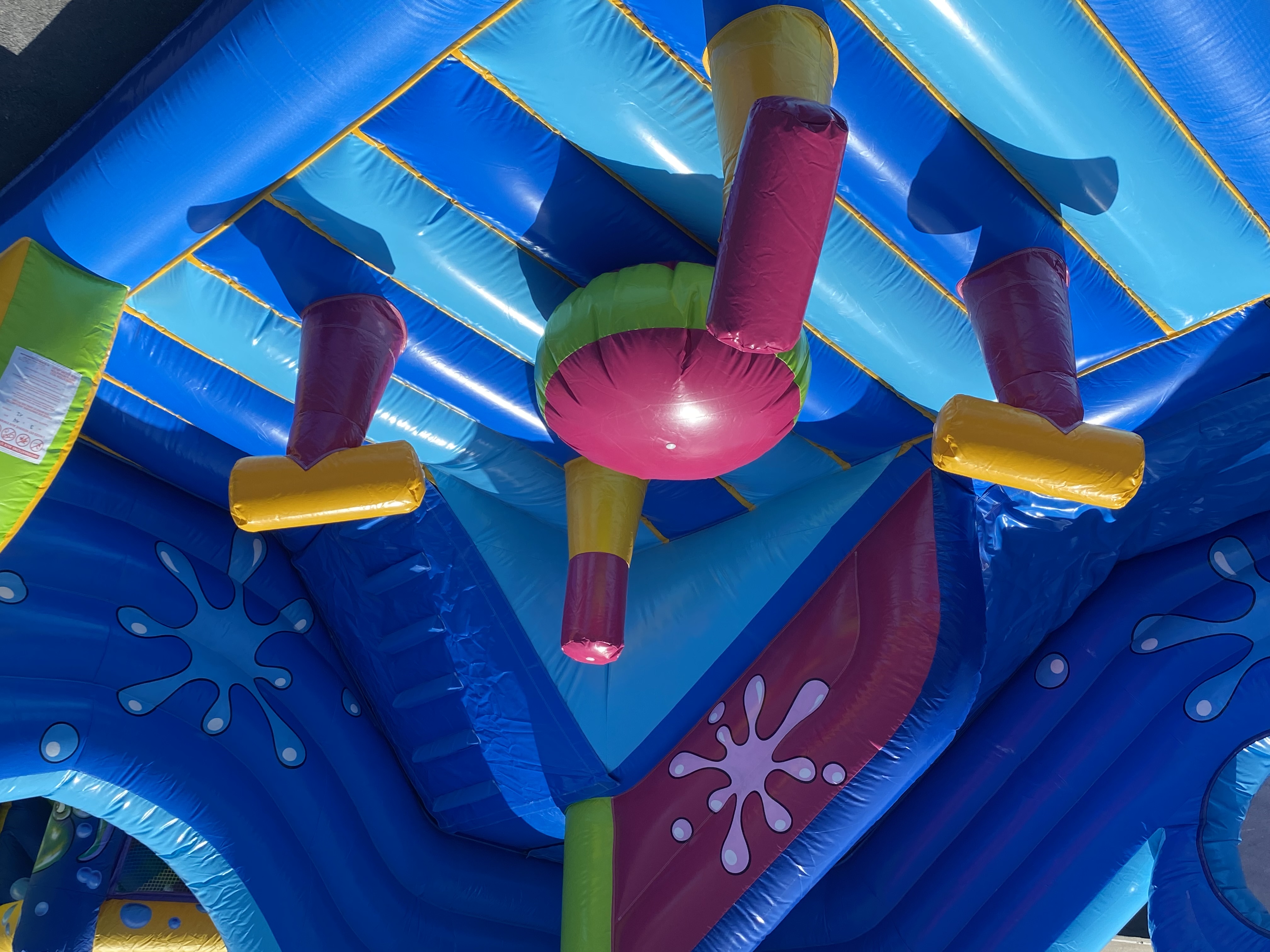 Happy Splash - Dynamic-Land